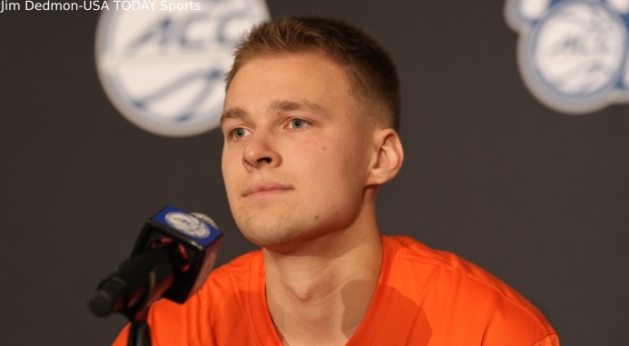 Syracuse hits a cold spell in the final minutes - The Juice Online